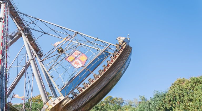 The Enduring Appeal of the Pirate Ship Pendulum Swing Ride